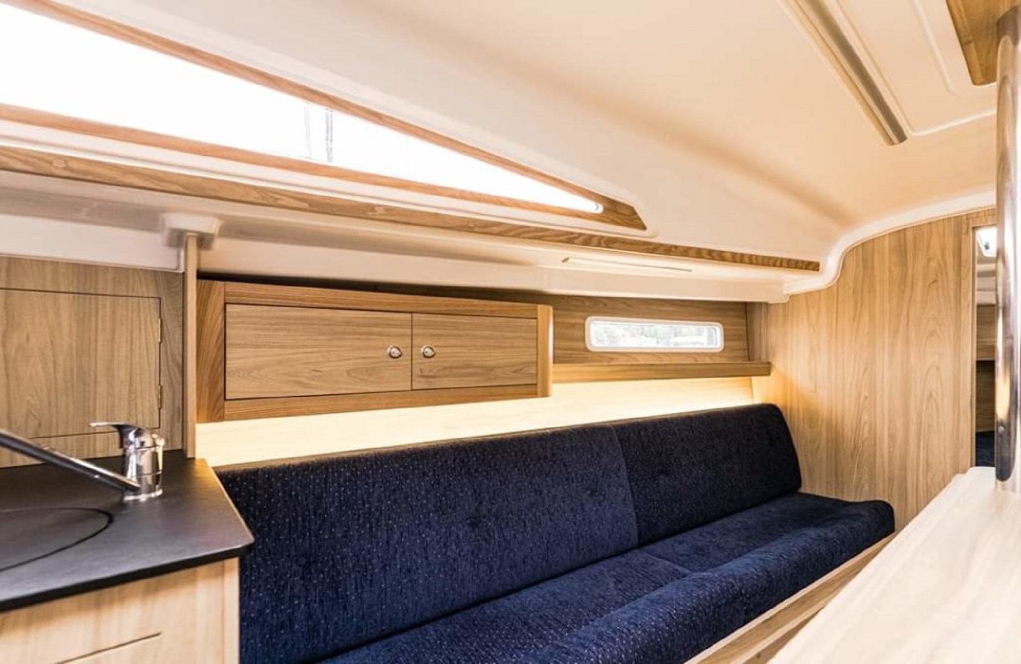 Bielak Czartery - Wynajem Jachtów, Houseboatów i Motorówek na Mazurach ...